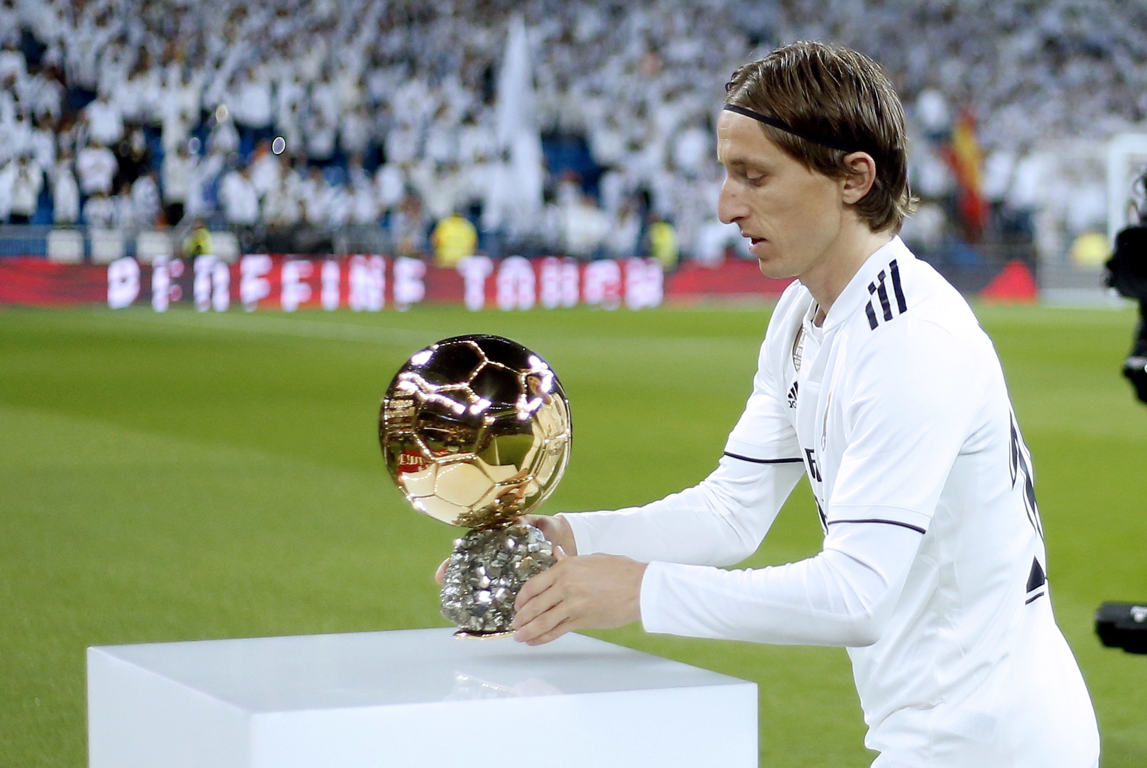 Milan-Modric: dal cartellino all'ingaggio, ecco perché l'affare è ...