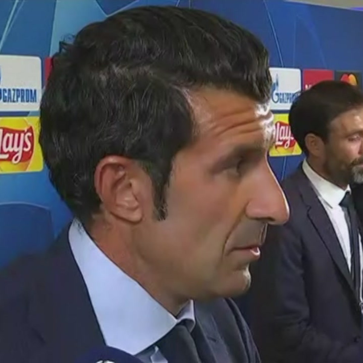 Figo: "La spinta di San Siro aiuterà l'Inter" | Video - Sportmediaset