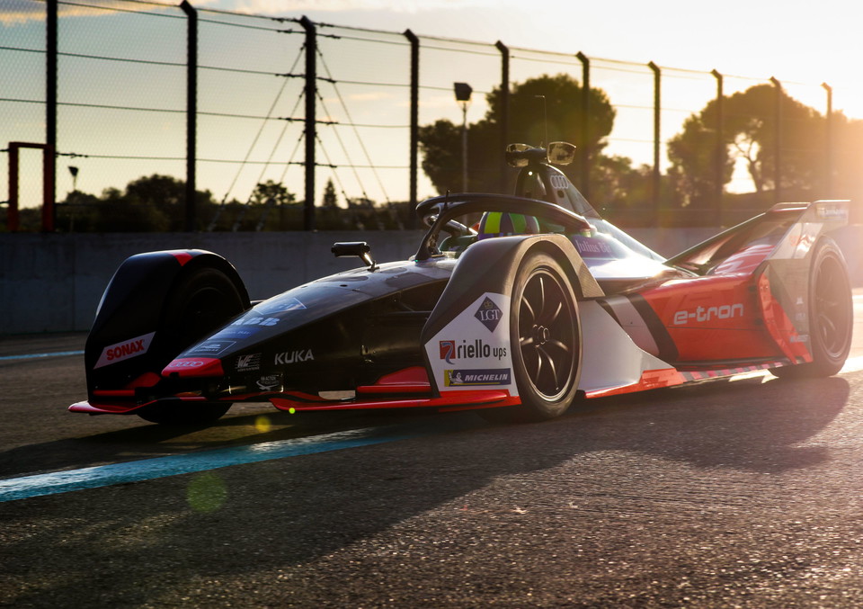 Audi, presentata la FE06 e-tron per Abt e Di Grassi | Foto - Sportmediaset