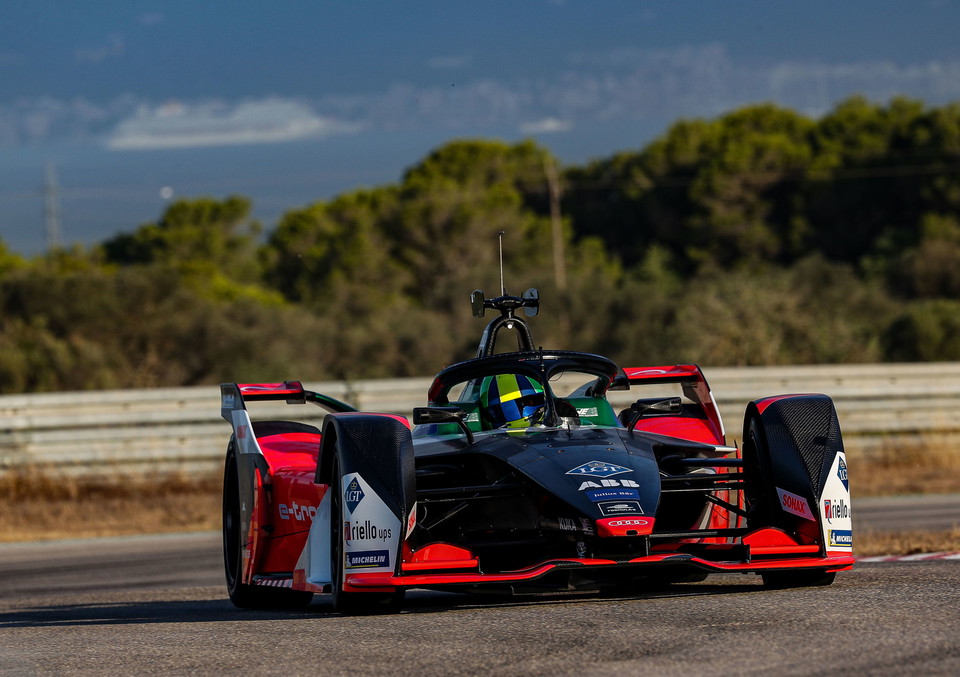 Audi, presentata la FE06 e-tron per Abt e Di Grassi | Foto - Sportmediaset