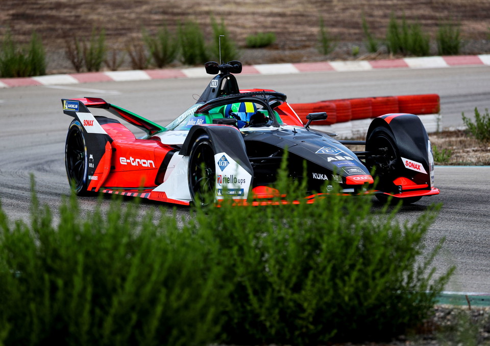 Audi, presentata la FE06 e-tron per Abt e Di Grassi | Foto - Sportmediaset