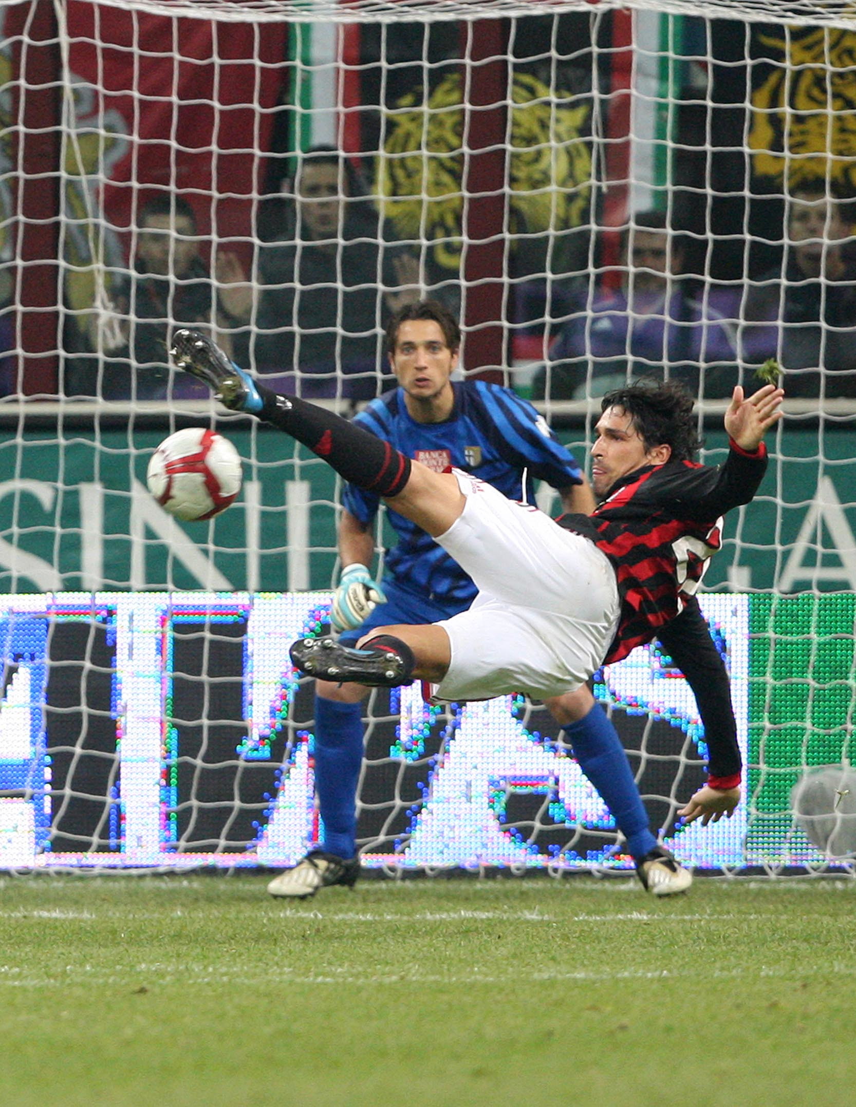 Rovesciata, colpo da campioni | Foto - Sportmediaset