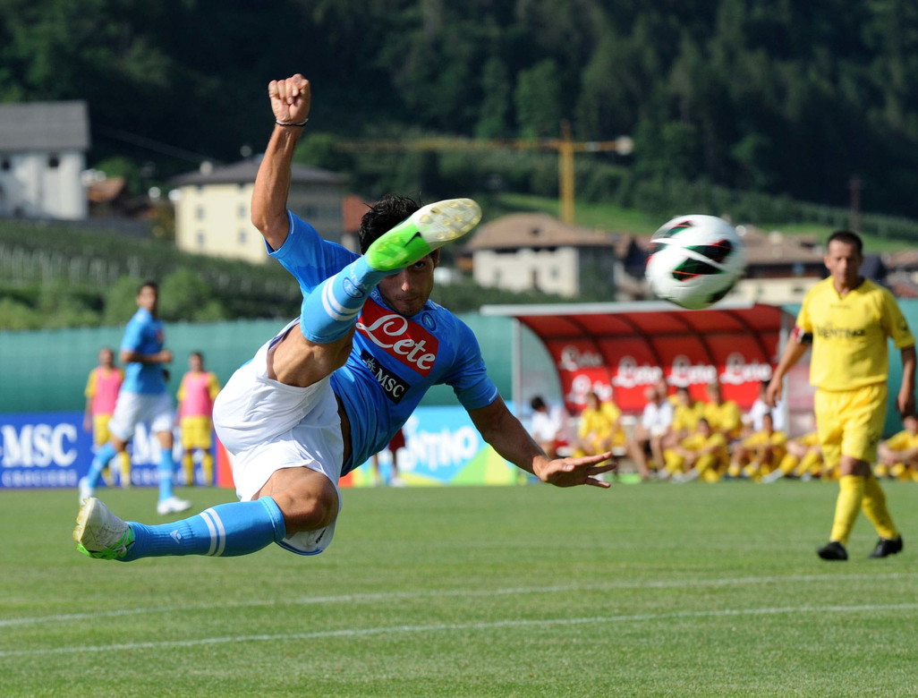 Rovesciata, colpo da campioni | Foto - Sportmediaset