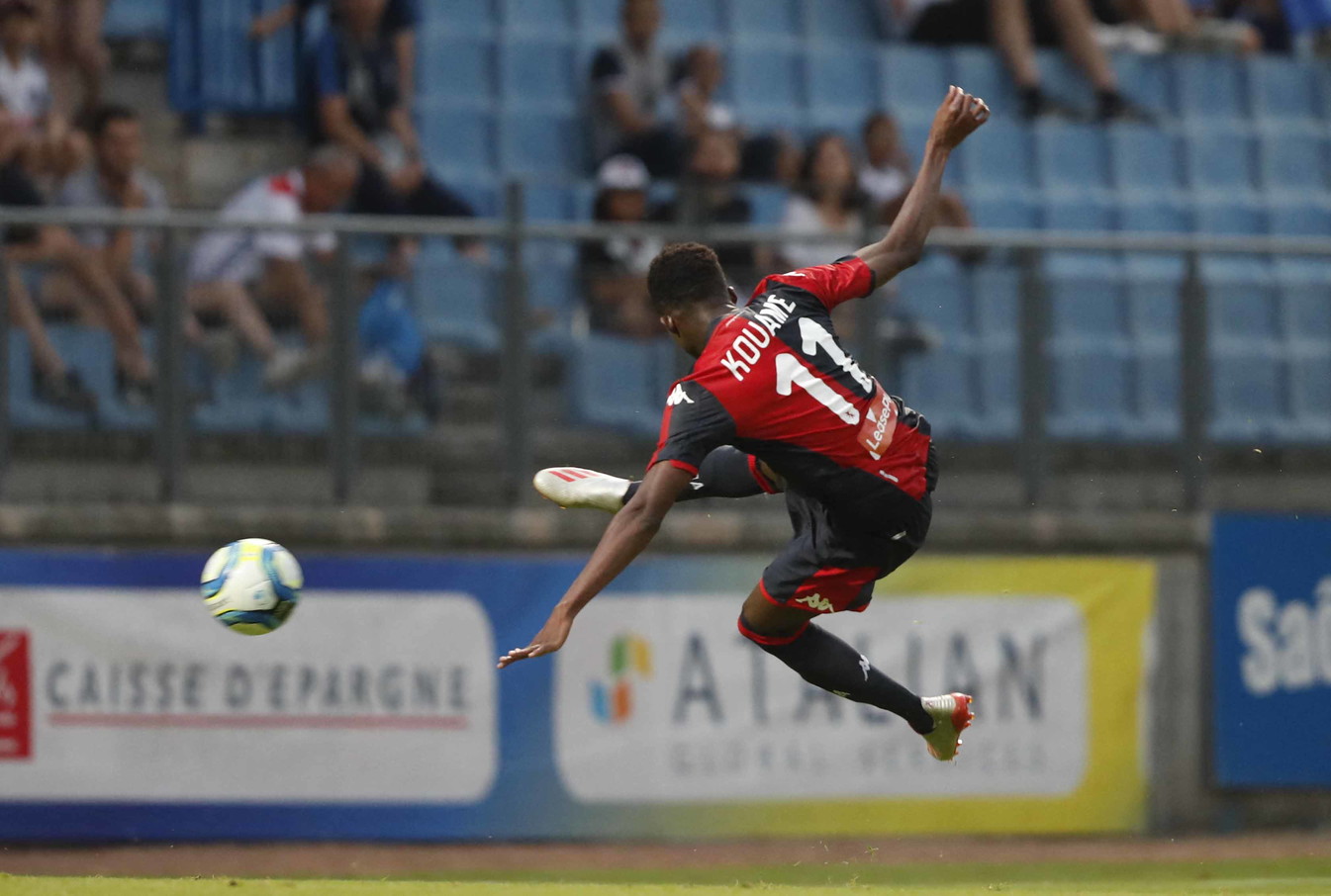 Rovesciata, colpo da campioni | Foto - Sportmediaset