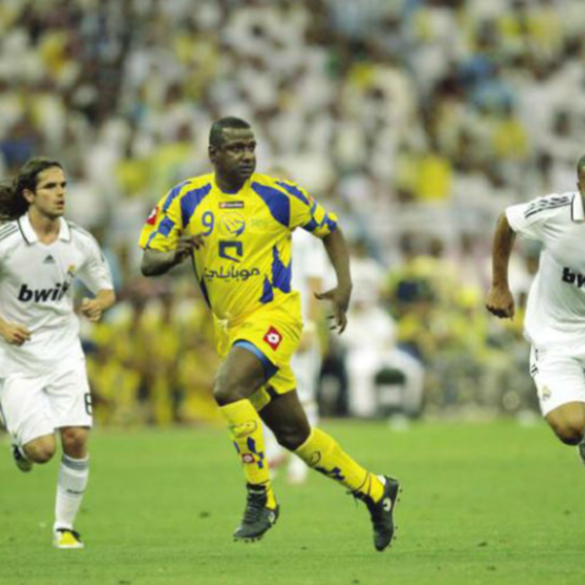 Majed Abdullah, l’uomo che ha giocato contro il Real a 50 anni | News ...