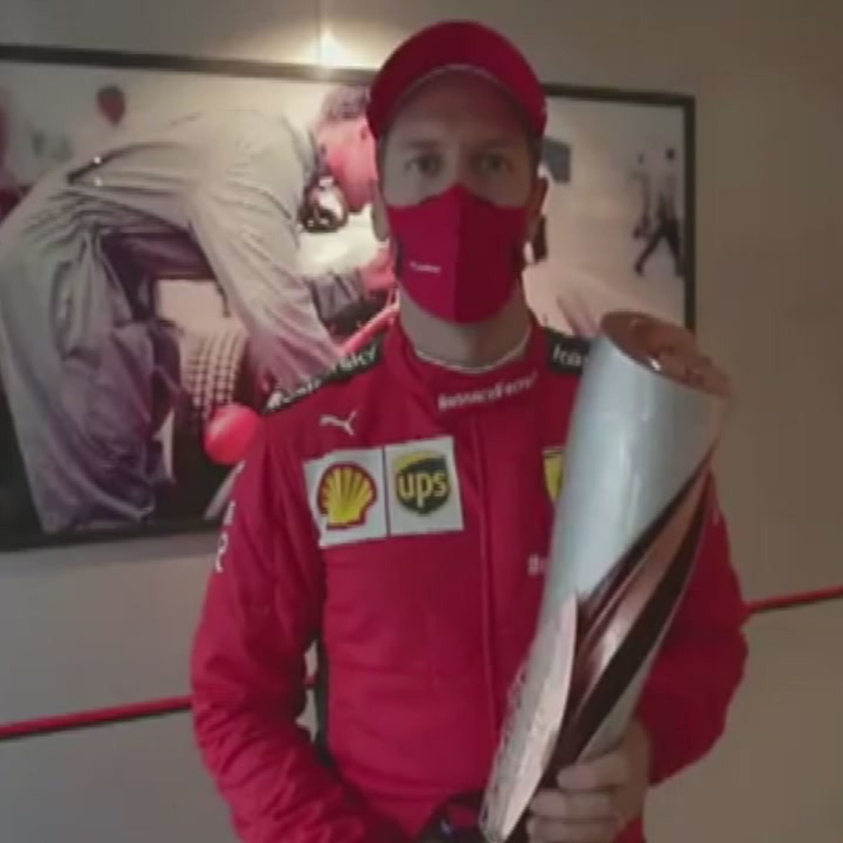 Vettel: "Grazie tifosi, contenti del podio" | Video - Sportmediaset