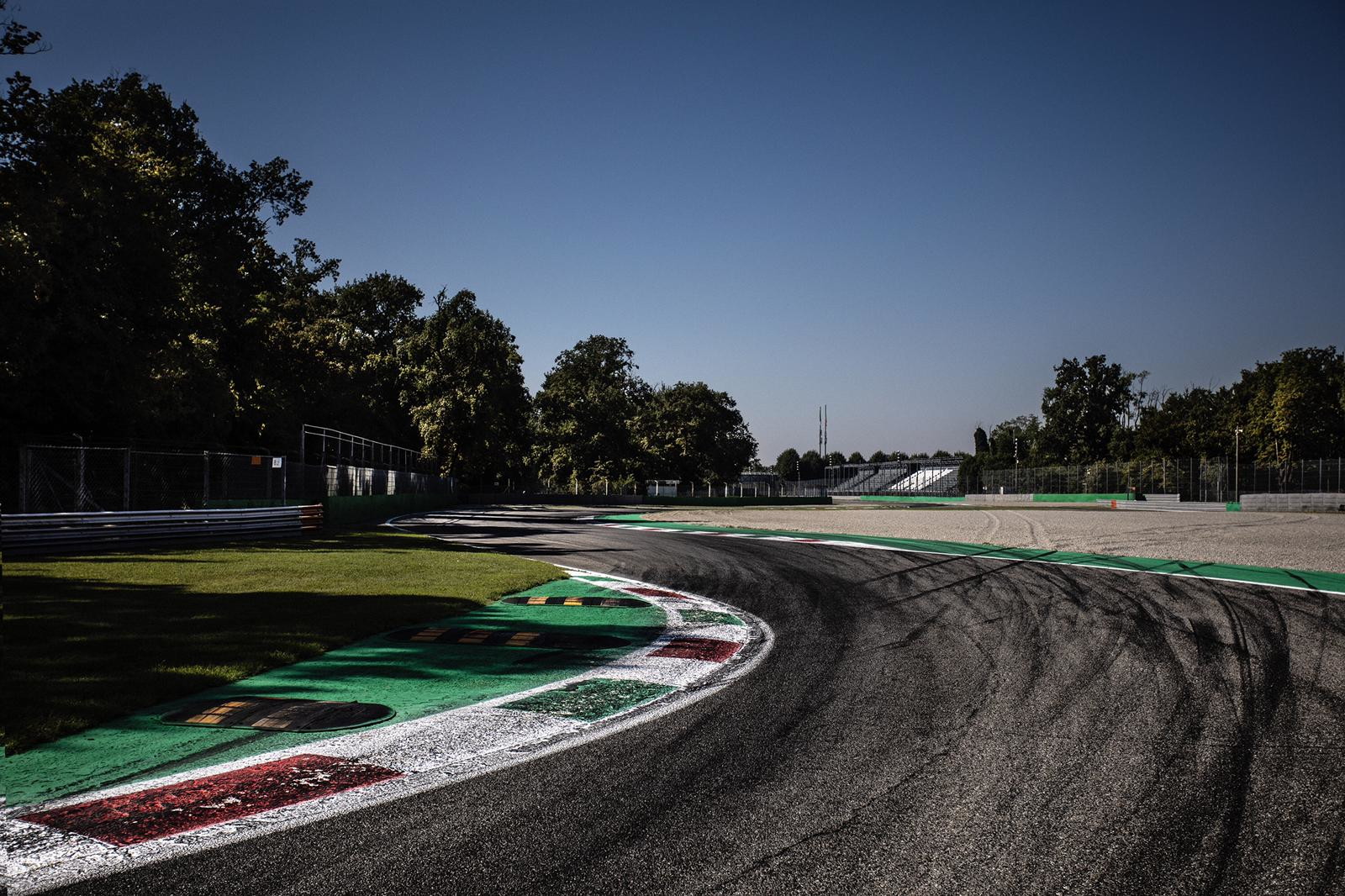 Tracks: l'Autodromo di Monza visto dalla prospettiva del pilota | Foto ...