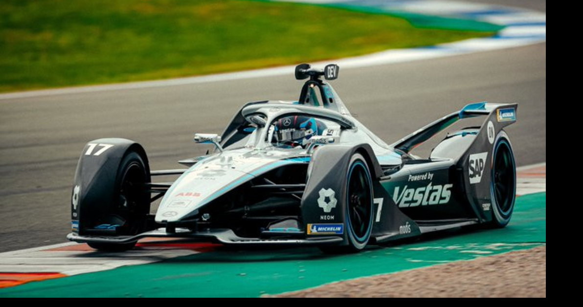 Formula E a Valencia: Da Costa domina, De Vries vince l'economy-run ...