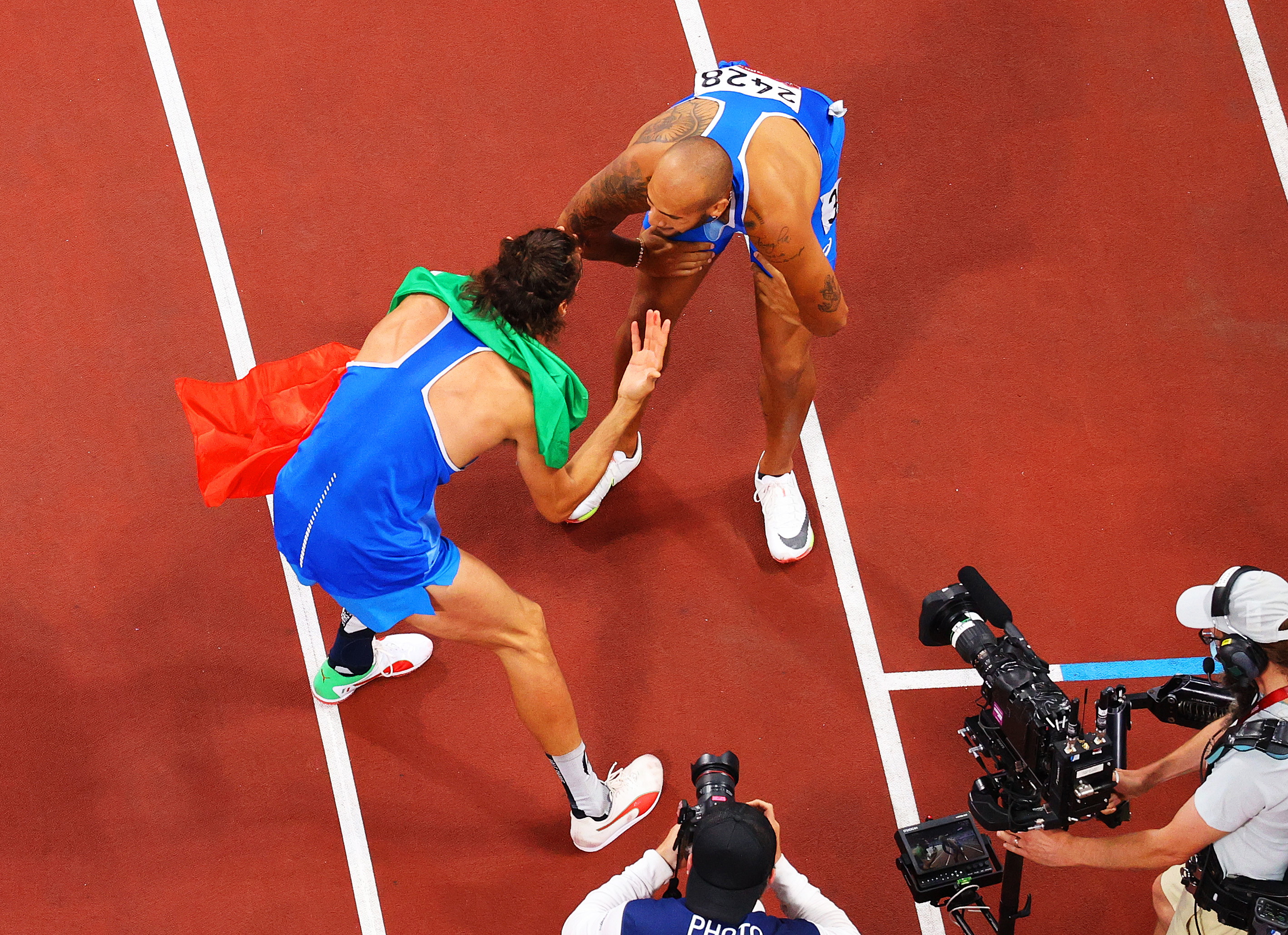 Tokyo 2020, Tamberi in lacrime davanti al gesso dell'infortunio del ...