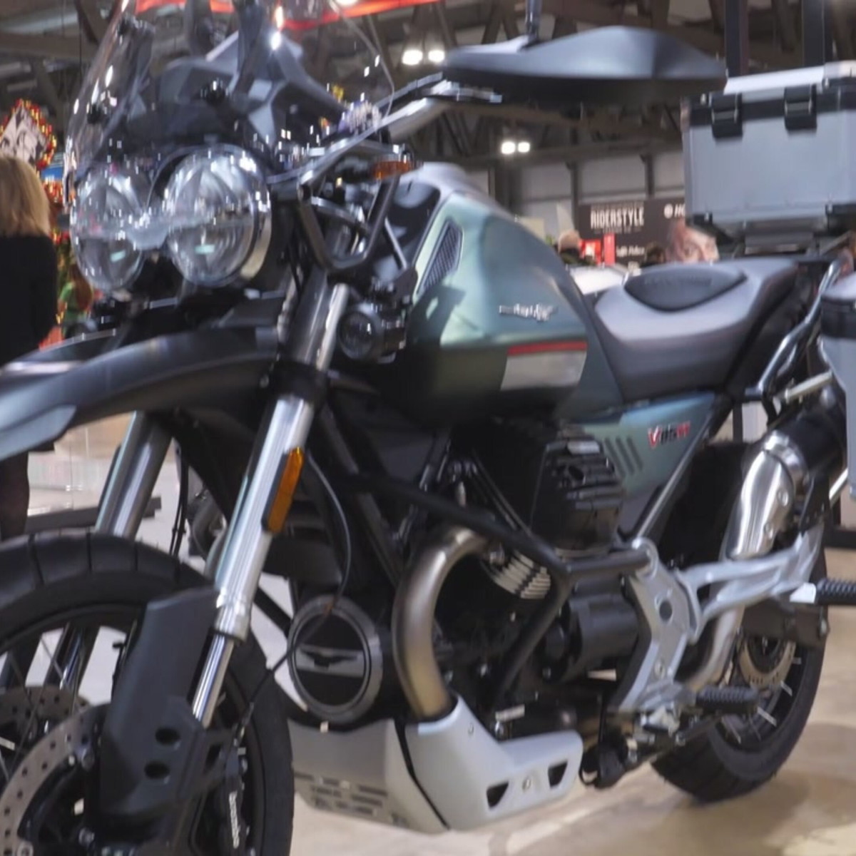 Moto Guzzi, da 75 anni al servizio dei corazzieri | Video - Sportmediaset