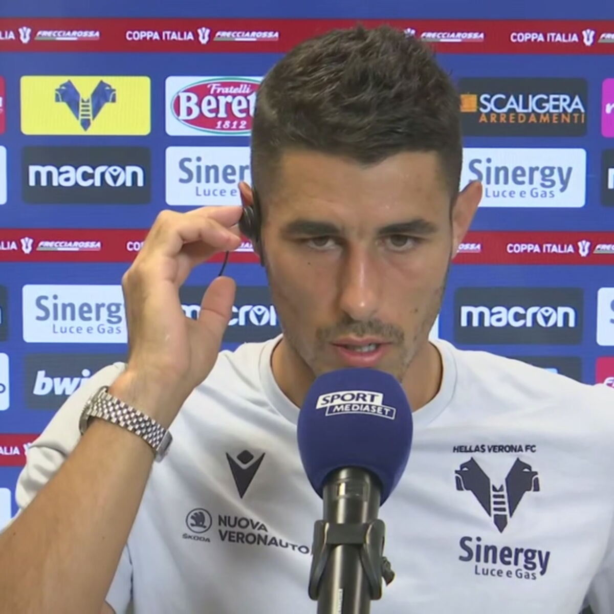 Faraoni: "L'espulsione? Mio gesto non è stato bello" | Video ...