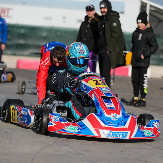 Albon, allenamento a Lonato con Energy Karts