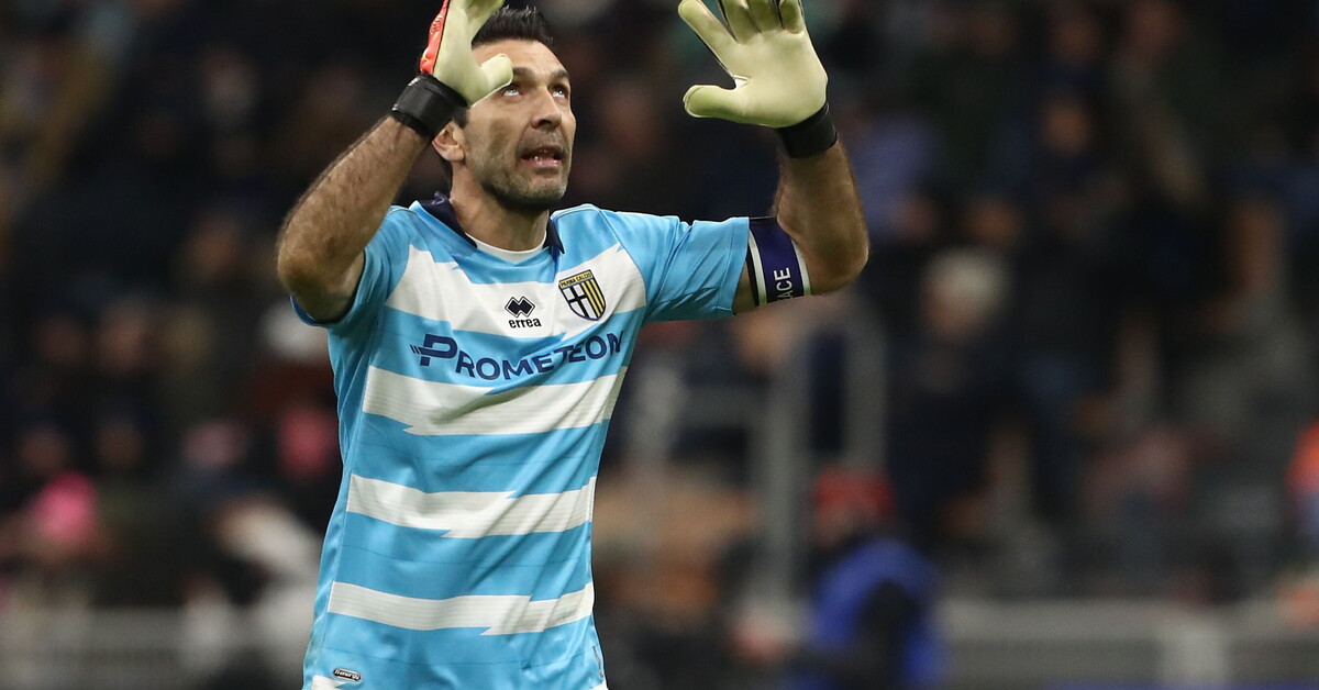 Buffon: "Il -15 alla Juve? Forse l'antipotere vuole battere il potere ...