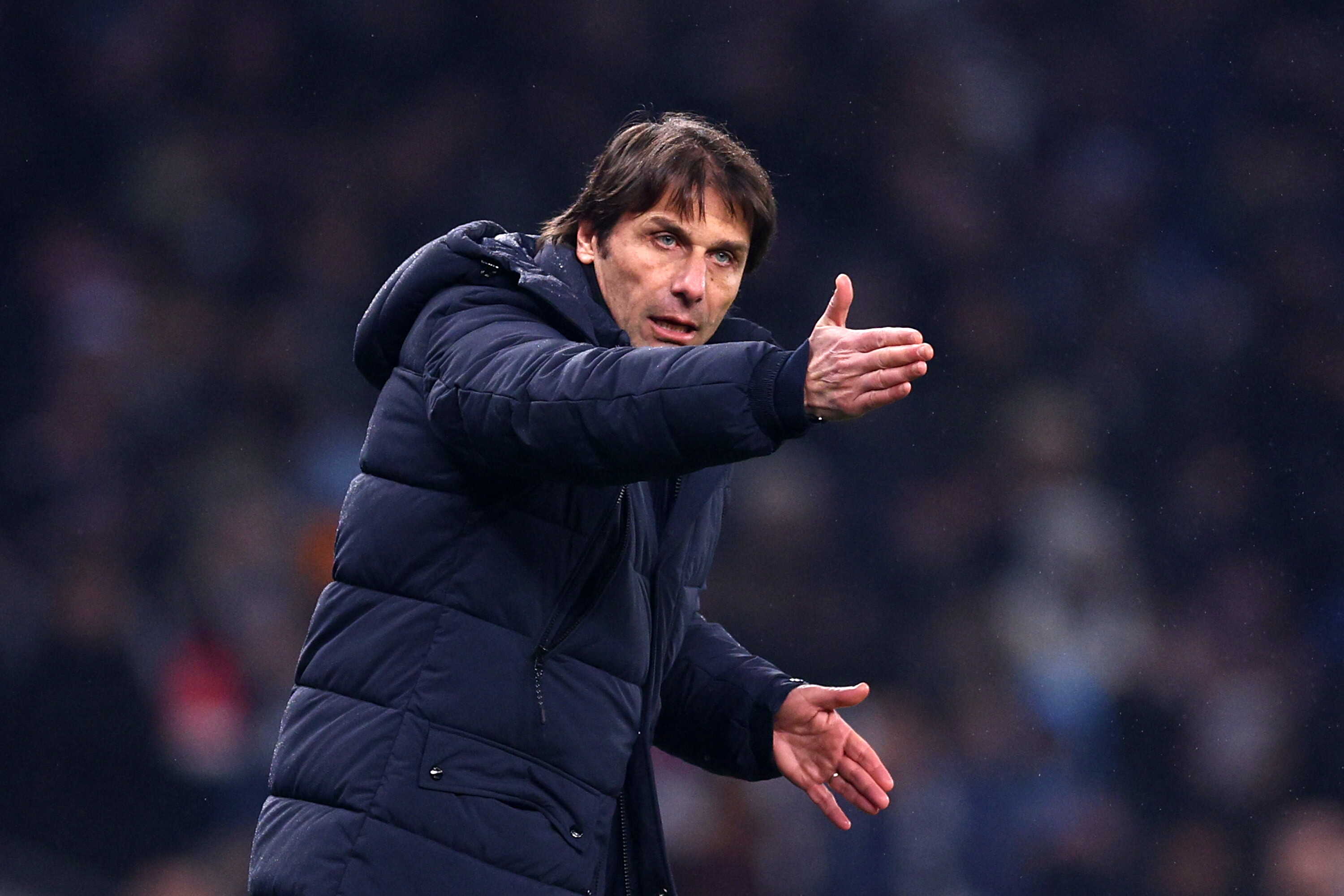Tottenham, Conte: