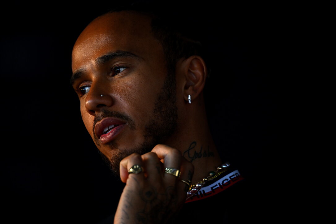 Hamilton ci crede: "Siamo pluricampioni, possiamo ribaltare la situazione"