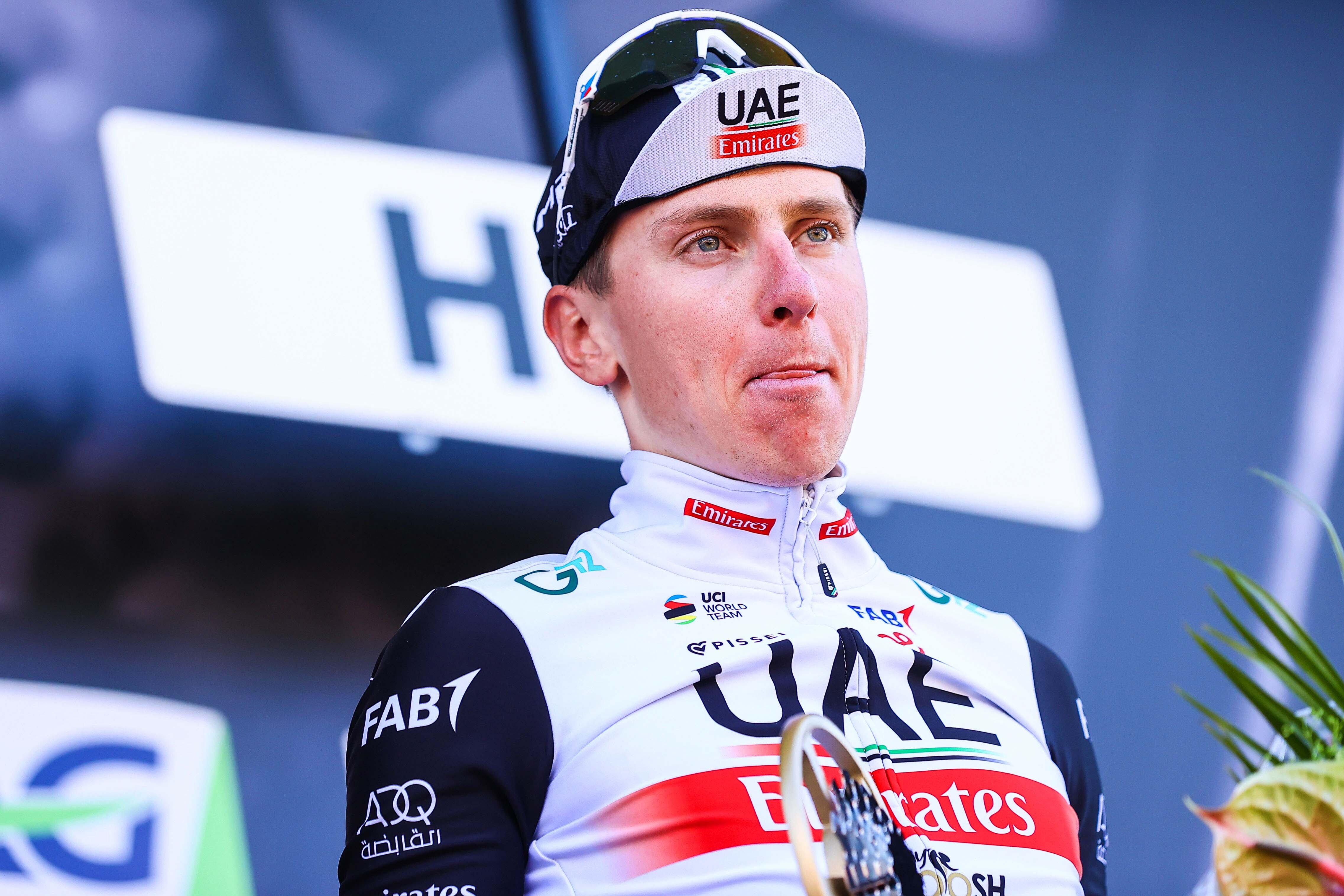 Liegi-Bastogne-Liegi, frattura al polso per Pogacar: dovrà essere operato