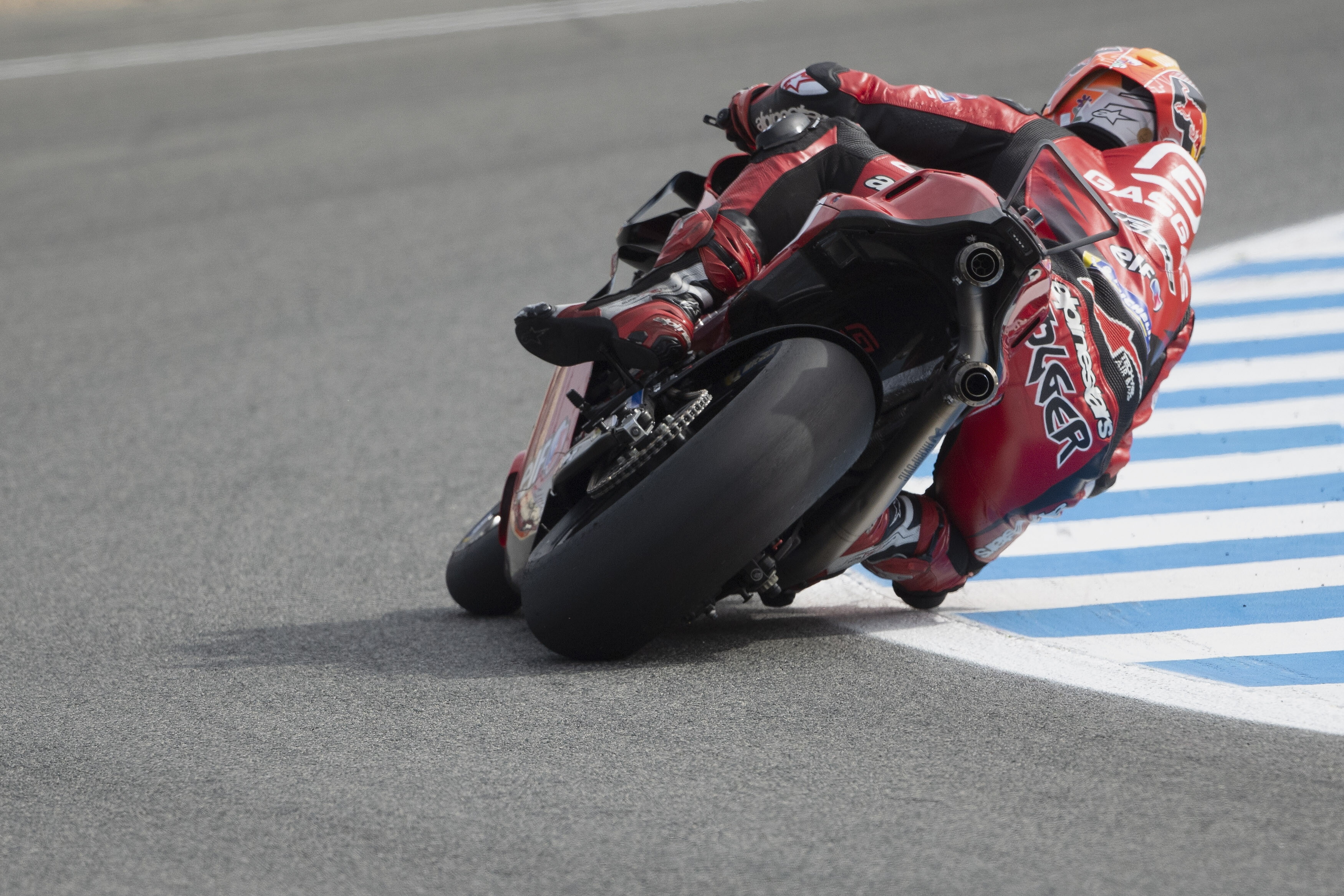 MotoGP Spagna, Pedrosa sorprende tutti nelle Libere 1