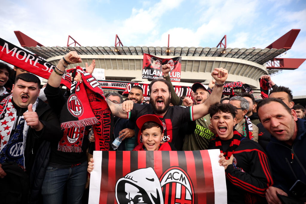 Il tifo di San Siro per Milan-Inter