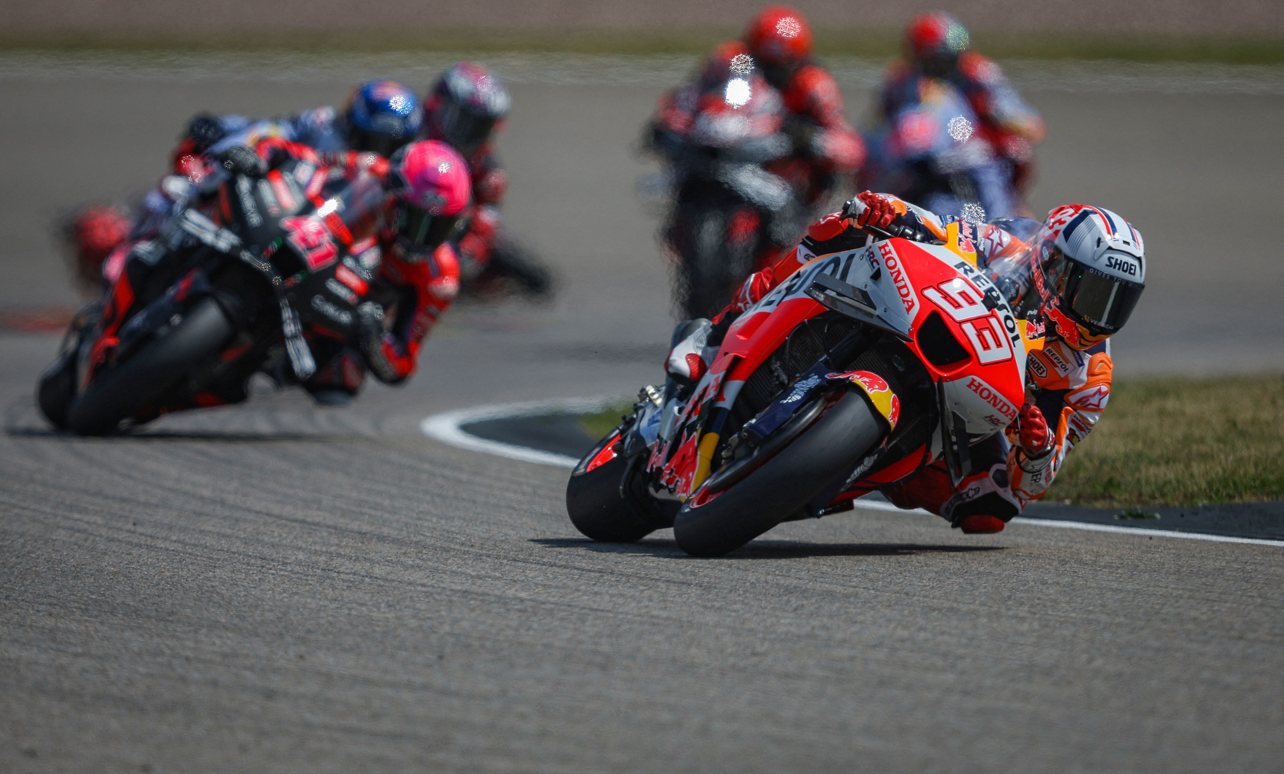 MotoGP, Martin piega Bagnaia e fa sua la sprint del Sachsenring