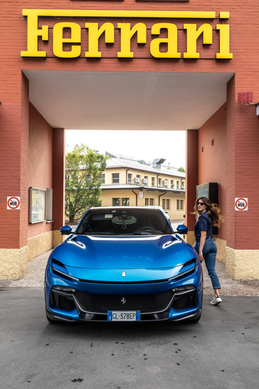 Road to Le Mans: al volante della Ferrari Purosangue