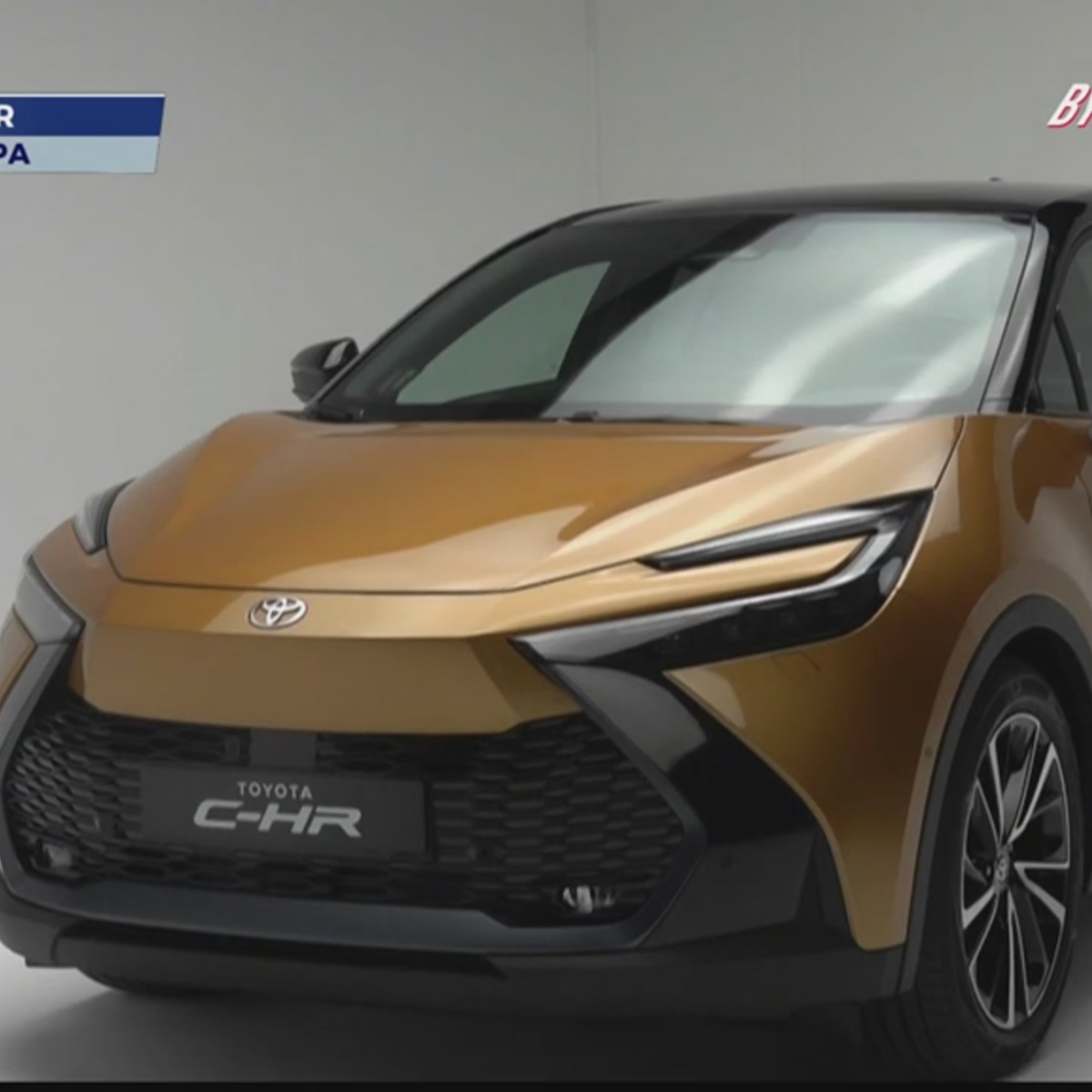 Sport Toyota CH-R Hybrid