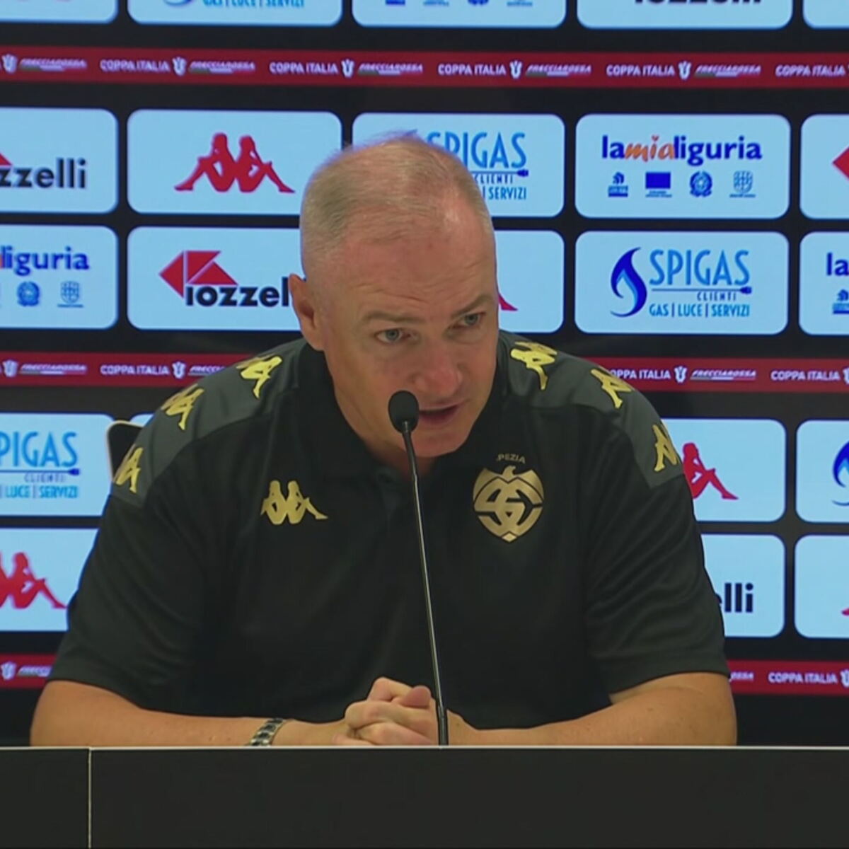 Alvini: "Il piacere di abbracciarsi" | Video - Sportmediaset