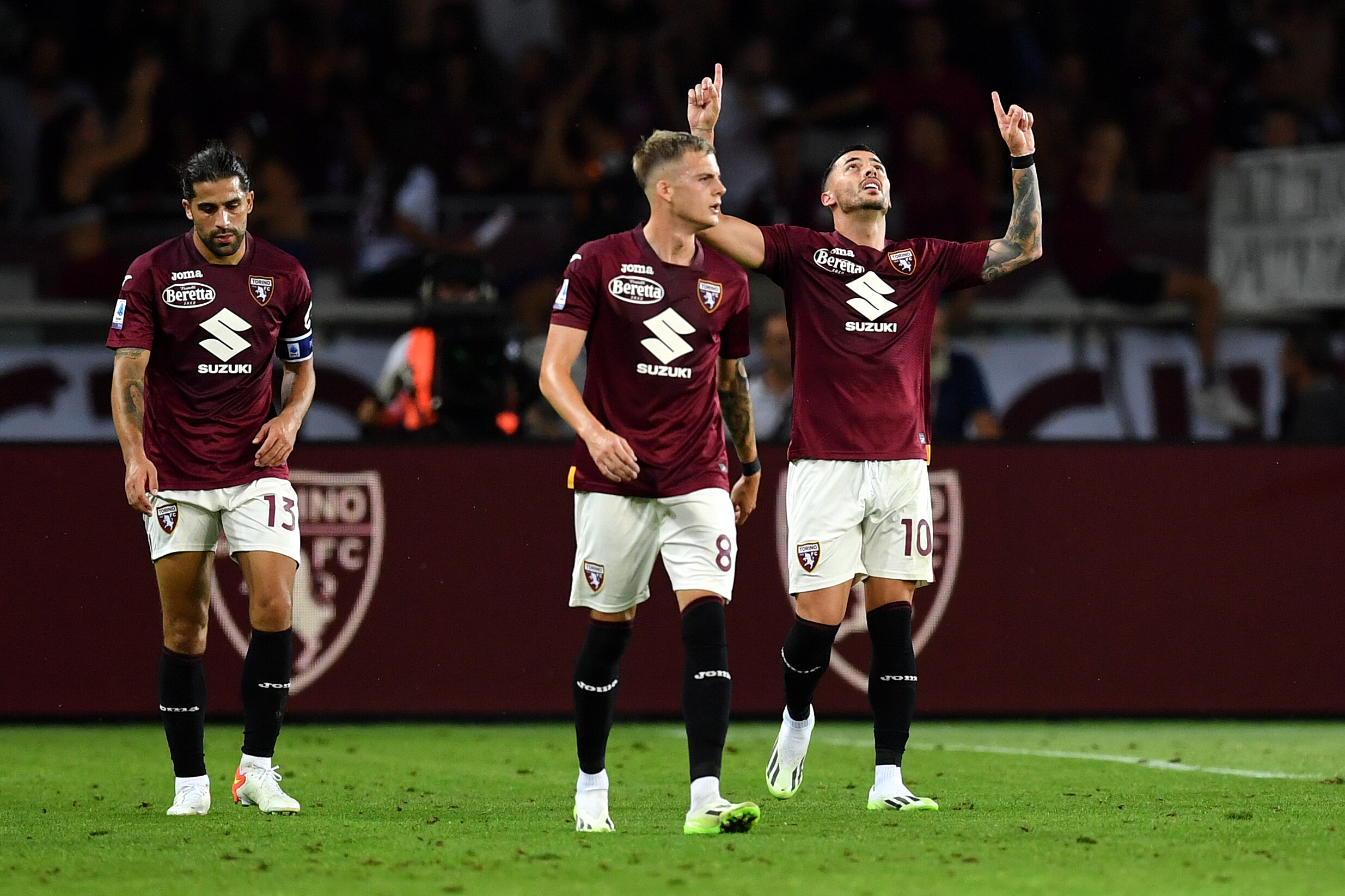 ADDIO BERLUSCONI, LA FIGC DISPONE UN MINUTO DI RACCOGLIMENTO ADDIO BERLUSCONI, LA FIGC DISPONE UN MINUTO DI RACCOGLIMENTO