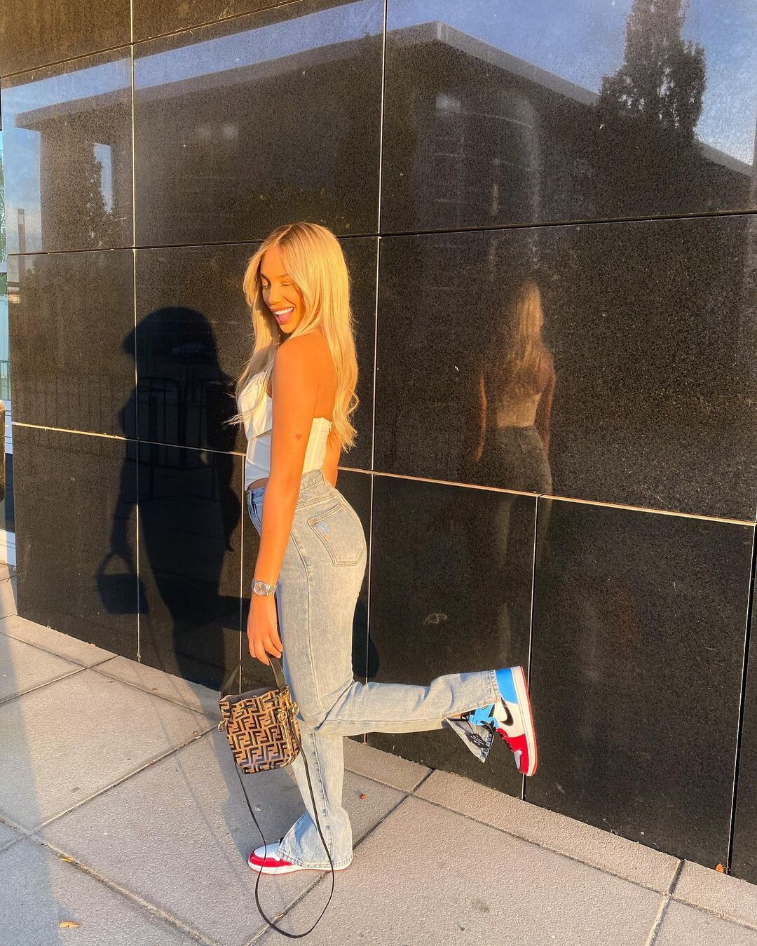 Celina Kerr, la fidanzata di Joshua Zirkzee