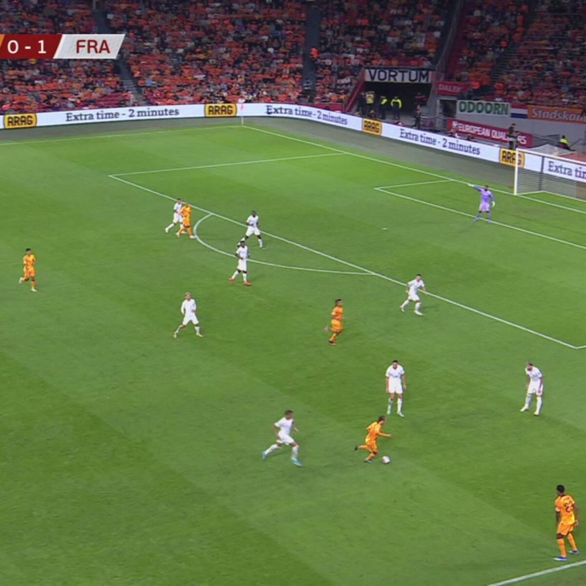 Mbappé prende in giro Dumfries, che risate in Olanda-Francia