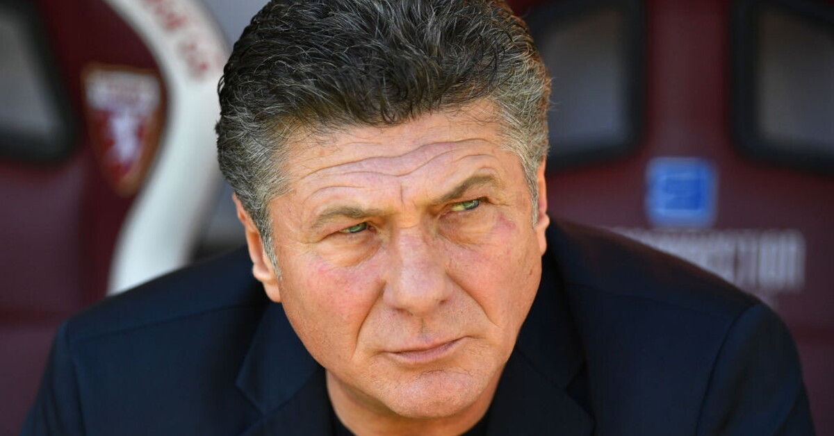 Mazzarri: "Sono diverso, ora non mi lamento. Scudetto? Inutile parlarne"