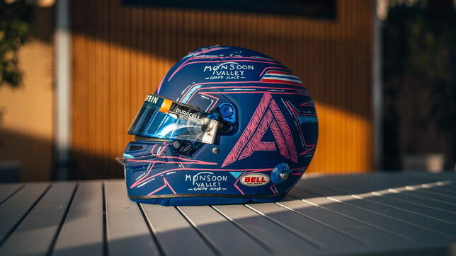 Albon, il casco versione cartoon by Mad56