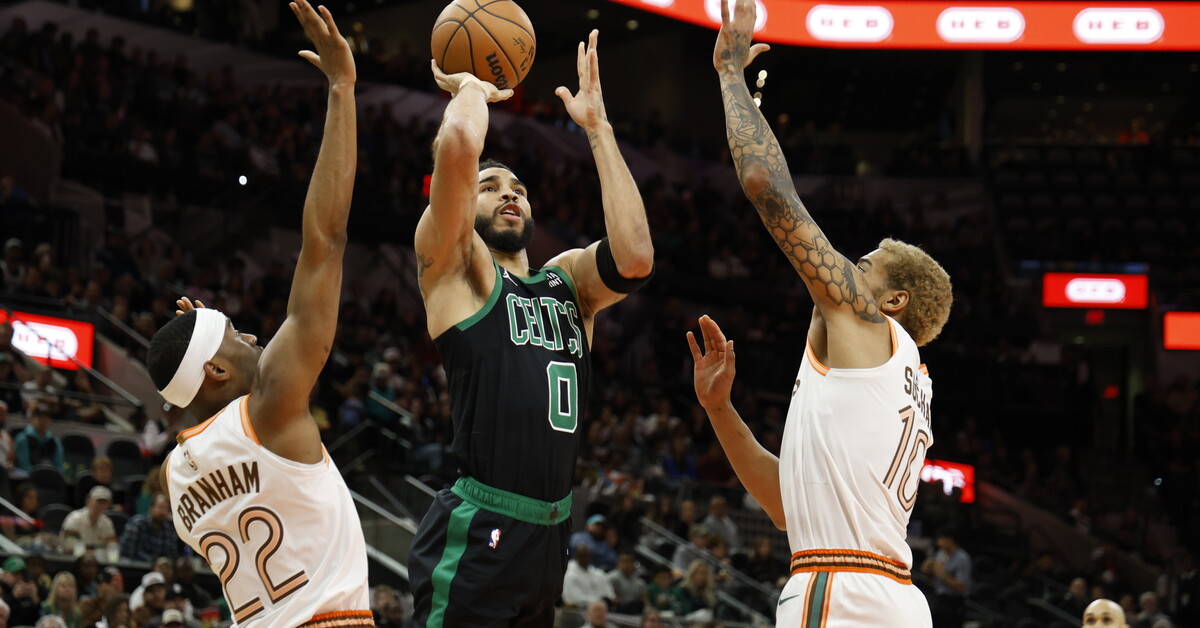 Nba: Boston domina a San Antonio, vince Okc. Lakers ko