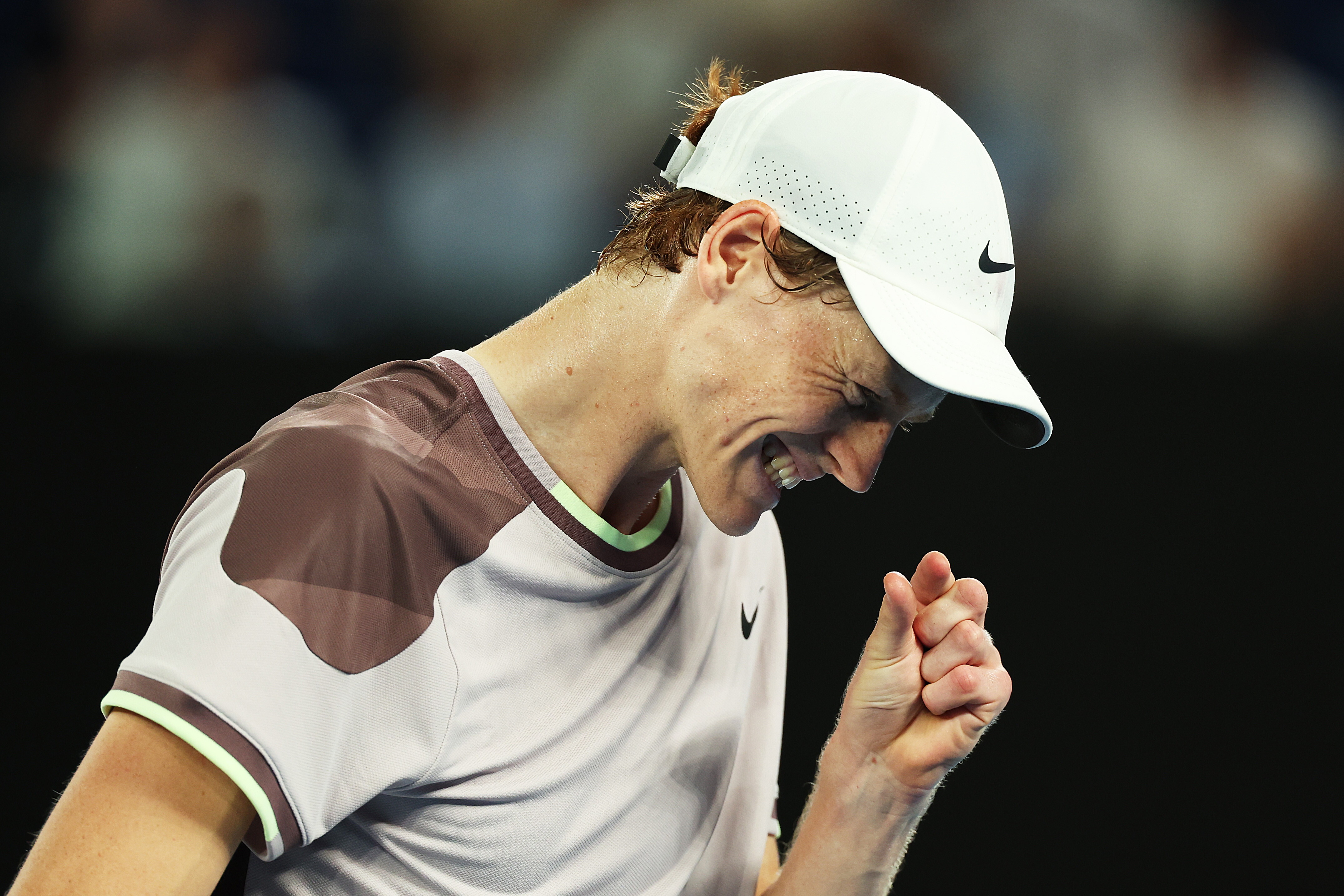 Australian Open Jannik Sinner batte Andrej Rublev e raggiunge Novak Djokovic