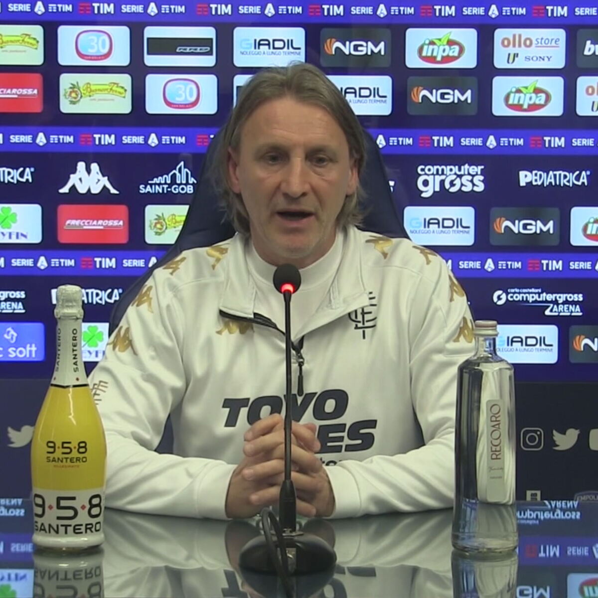 Nicola: "Uscire da situazione pesante"