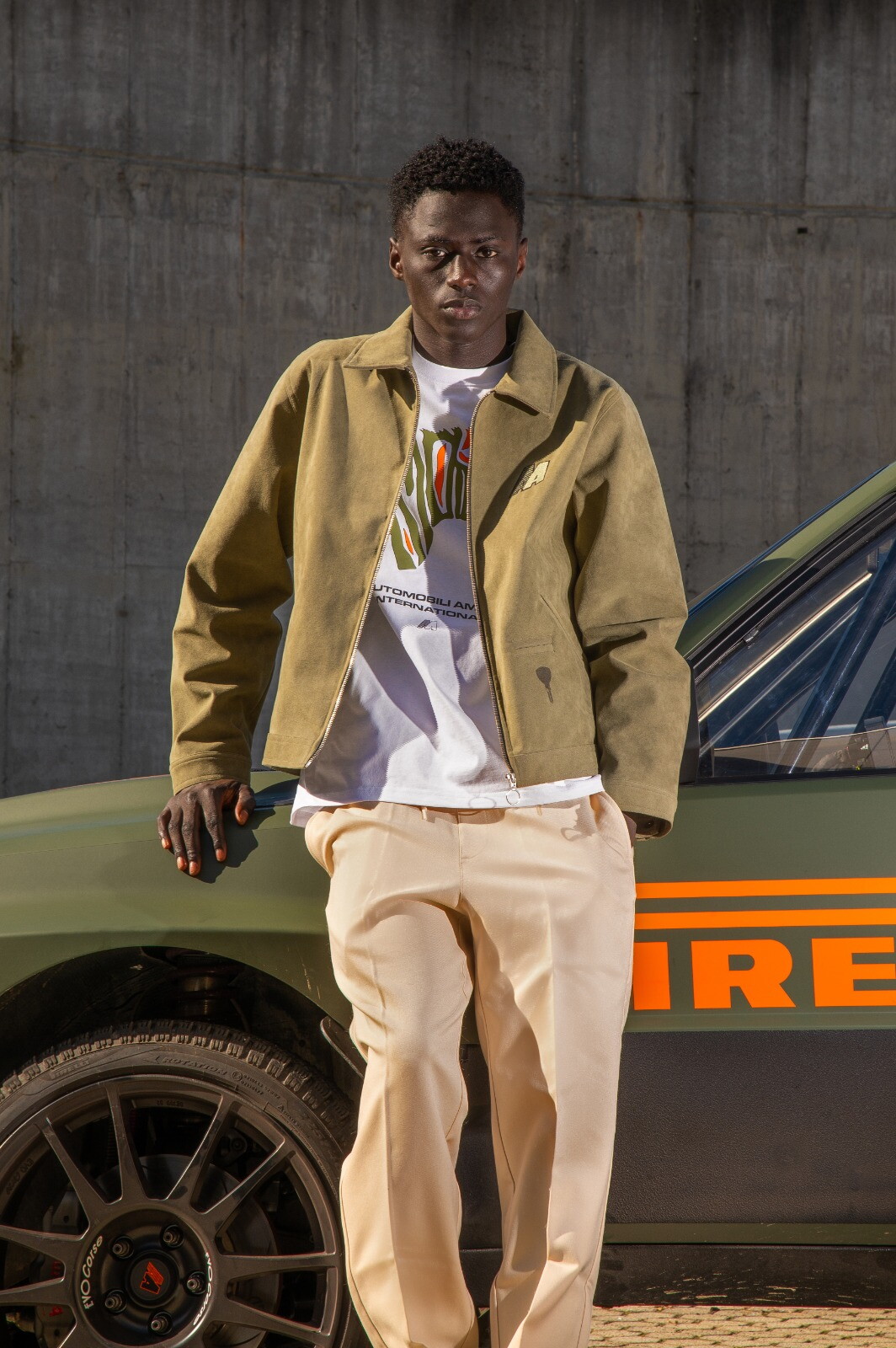 Automobili Amos si... veste: ecco la nuova collezione