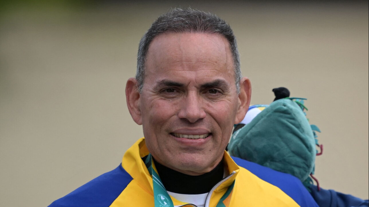 Mira inossidabile: il tiratore Leonel Martínez torna ai Giochi dopo 40 anni