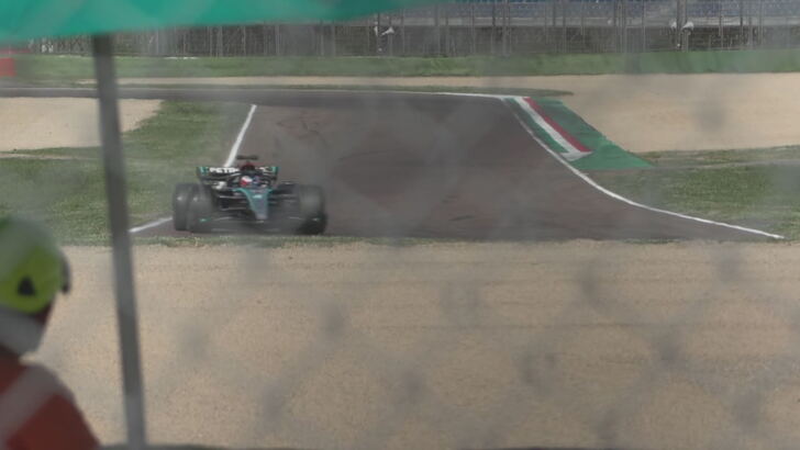 F1, Antonelli in pista a Imola con la Mercedes W13