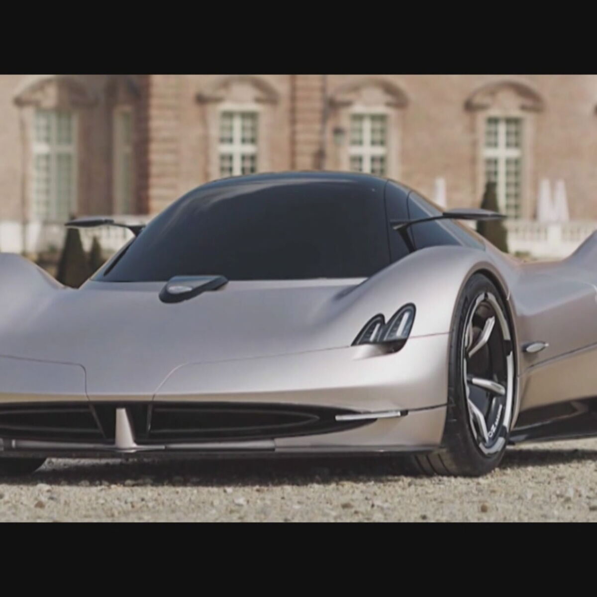 Pagani Alisea, la concept car disegnata allo IED di Torino