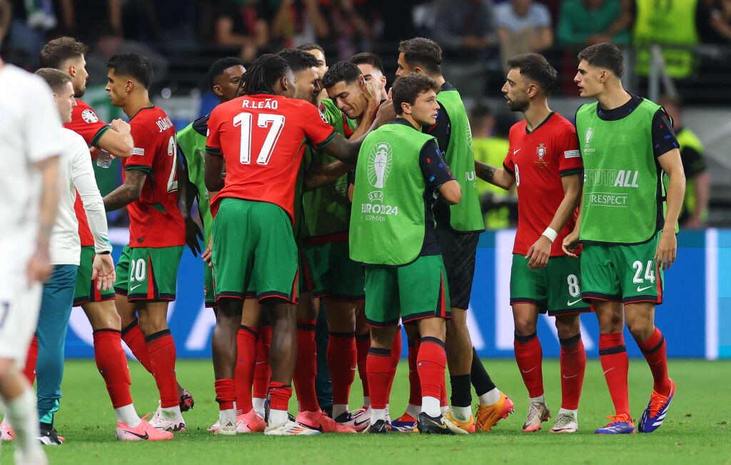 Portogallo: il pianto disperato di Ronaldo dopo il rigore sbagliato con ...