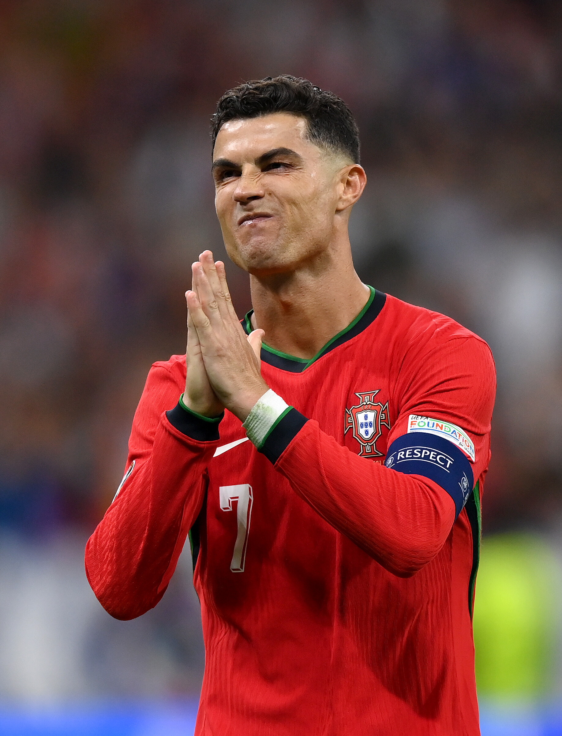 Portogallo: il pianto disperato di Ronaldo dopo il rigore sbagliato con ...