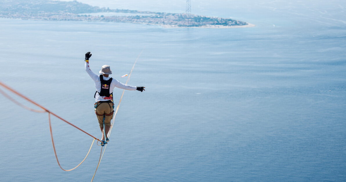 Red Bull Messina Crossing, Jaan Roose realizza il nuovo record del ...