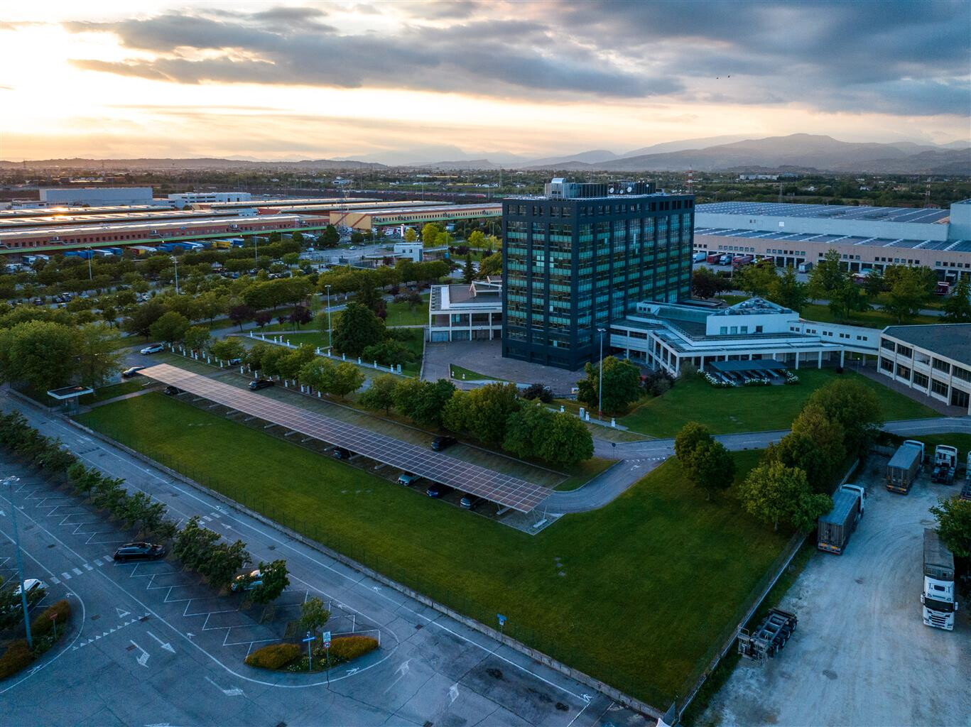 La nuova sede di Volkswagen Group Italia è green