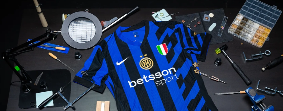 “The stars, the start”: la nuova maglia dell'Inter con le due stelle e ...